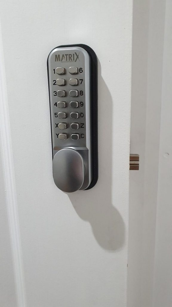 Buckden digi lock fitting – Patsabout Locks 24 hour locksmith